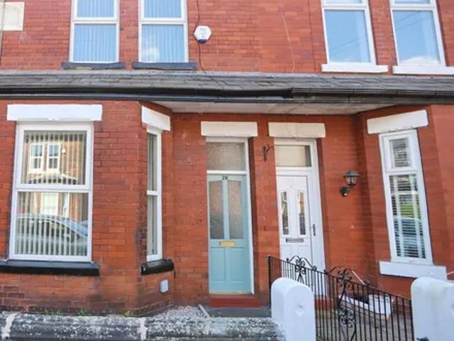 St Hilda's Church of England Primary School, Whittaker Lane, Prestwich, M25 1HA, United Kingdom | 2 bed townhouse for rent #166657090 | Rentberry