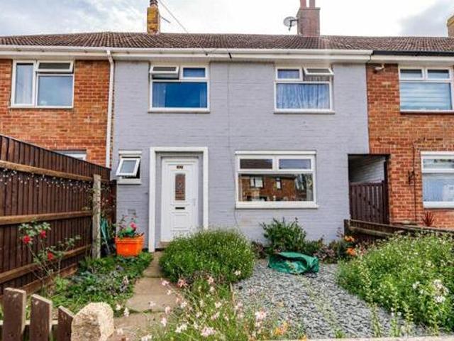 St. Ives Crescent, Grimsby, 3 Bedroom Terraced