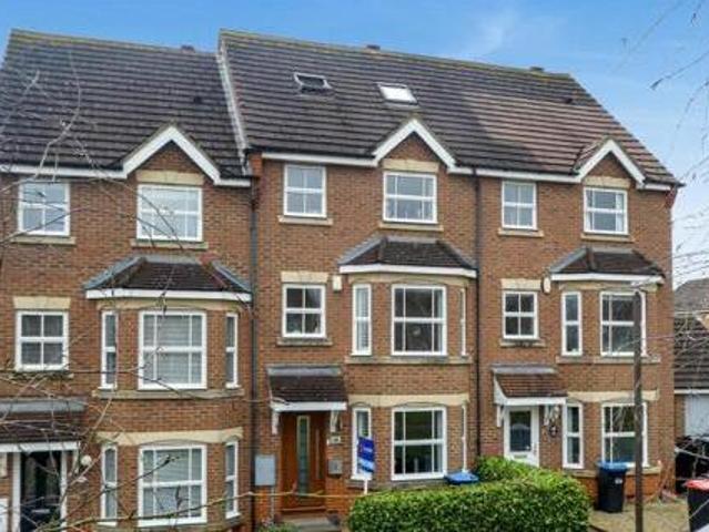 St. Ives Crescent, Tattenhoe, 5 Bedroom Town