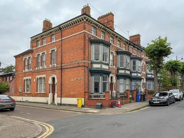St. James Terrace, Leicester LE2, Studio to rent, £325 pcm | PrimeLocation