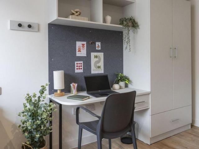 St James Boulevard, Newcastle Upon. Studio to rent £1,192 pcm £275 pw