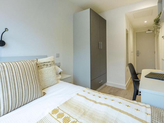 St James Boulevard, Newcastle Upon Tyne NE4, 1 bed flat to rent, £758 pcm | PrimeLocation
