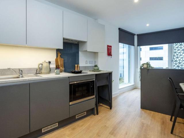 St James Boulevard, Newcastle Upon Tyne NE4, Studio to rent, £1,018 pcm | PrimeLocation