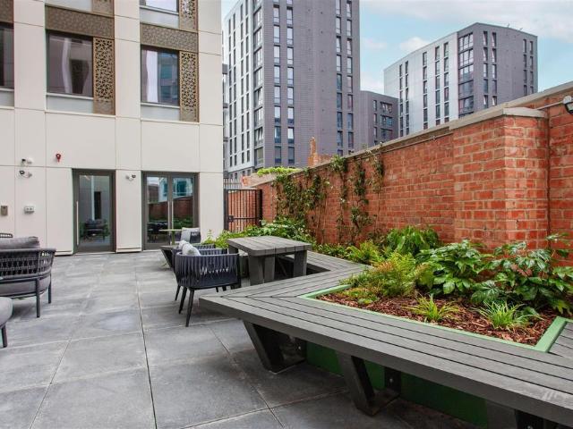 St James Boulevard, Newcastle Upon Tyne NE4, Studio to rent, £888 pcm | PrimeLocation