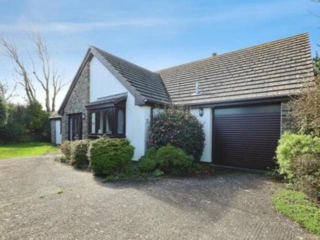 St. James Close, Parkham, 3 Bedroom Bungalow