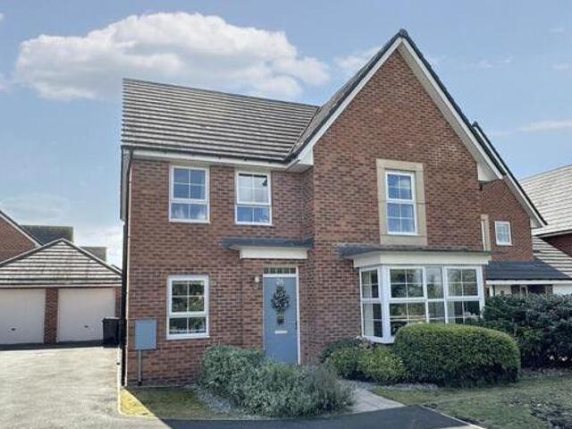 St James Gate, Dovecote Drive, Weddington, 4 Bedroom Detached