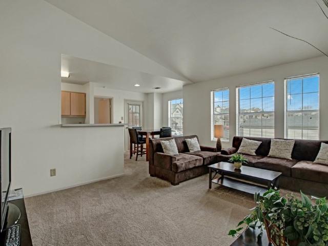 St. James Place 2 Bedroom Apartment for Rent at 10300 W Fountain Ave, Milwaukee, WI 53224 Calumet Farms