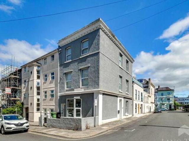 St. James Place West, The Hoe, 1 Bedroom Flat