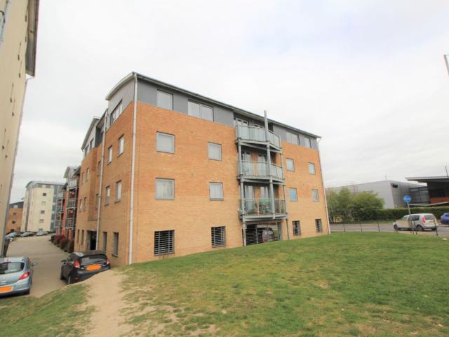 St James Place, De Grey Road CO4, 1 bed flat to rent, £825 pcm | PrimeLocation