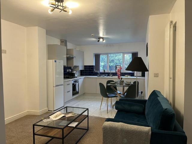 St James Road, DY1 3JB 2 bed flat to rent £1,000 pcm £231 pw