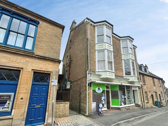 St James St, South Petherton TA13, 2 bed flat to rent, £1,200 pcm | PrimeLocation