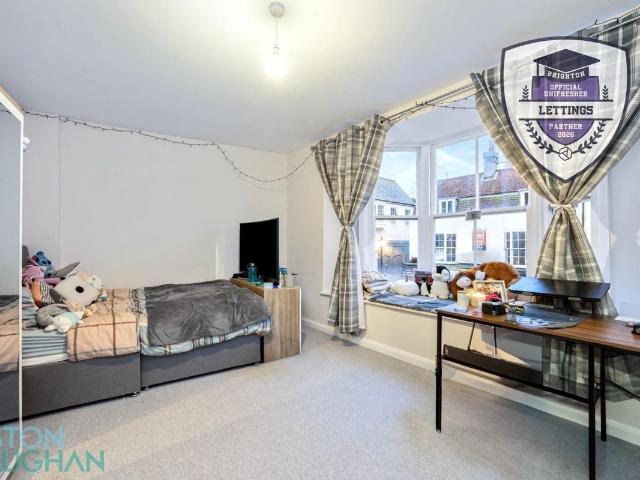 St James Street, Brighton BN2, 3 bed flat to rent, £2,340 pcm | PrimeLocation