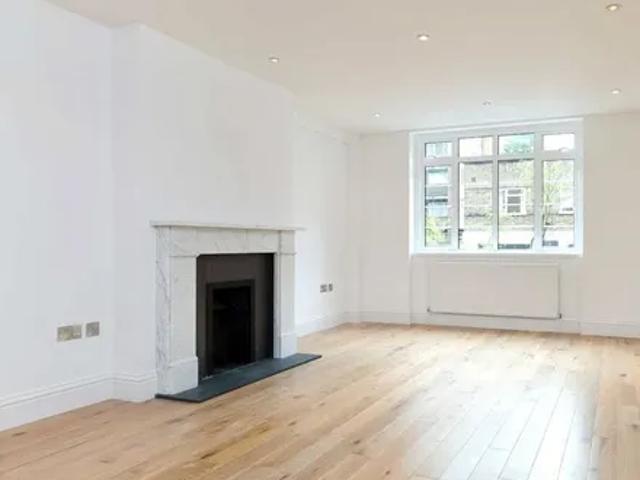 St James's Close, Primrose Hill, London, NW8 7BR, United Kingdom | 3 bed apartment for rent #122486509 | Rentberry