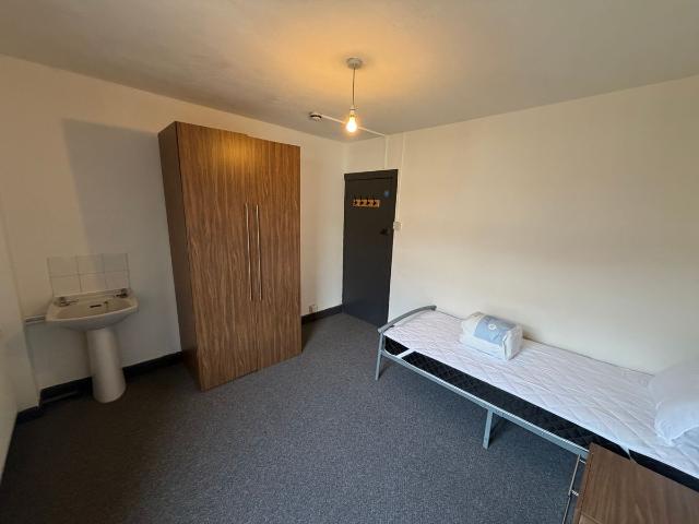 St. John Street, Bridgwater TA6, Room to rent, £650 pcm | PrimeLocation
