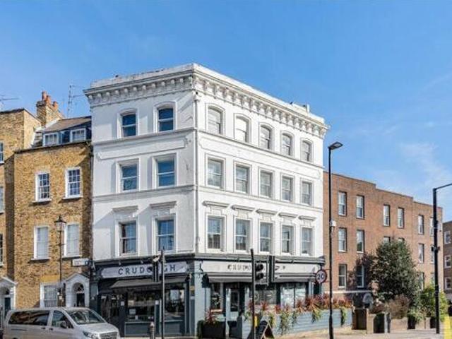 St. John Street, London, 2 Bedroom Apartment