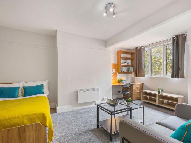 St Johns Terrace, Leeds LS3, 1 bed terraced house to rent, £867 pcm | PrimeLocation