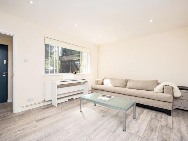 St Johns Wood NW8 1 Bed House
