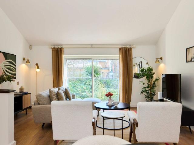 St John's Wood NW8, 2 bed flat to rent, £4,784 pcm | PrimeLocation