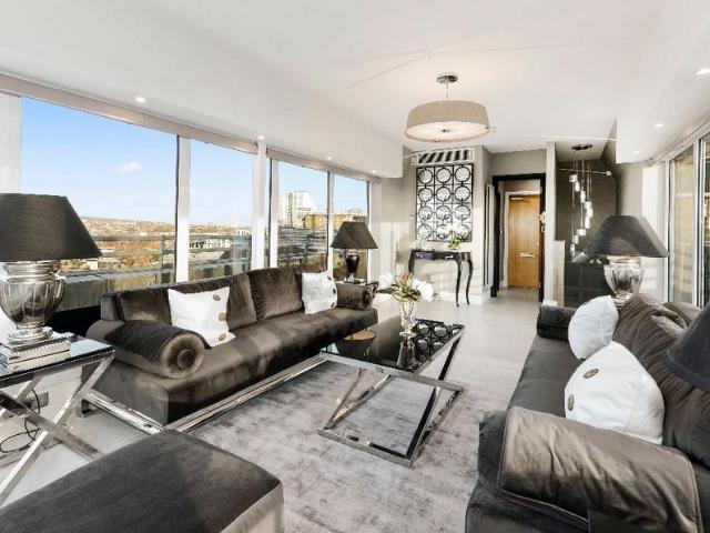 St Johns Wood NW8 3 bed apartment to rent £9,945 pcm £2,295 pw