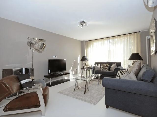 St Johns Wood Park, London, NW8