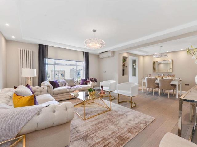 St. Johns Wood Park, London NW8 3 bed apartment to rent £6,067 pcm £1,400 pw