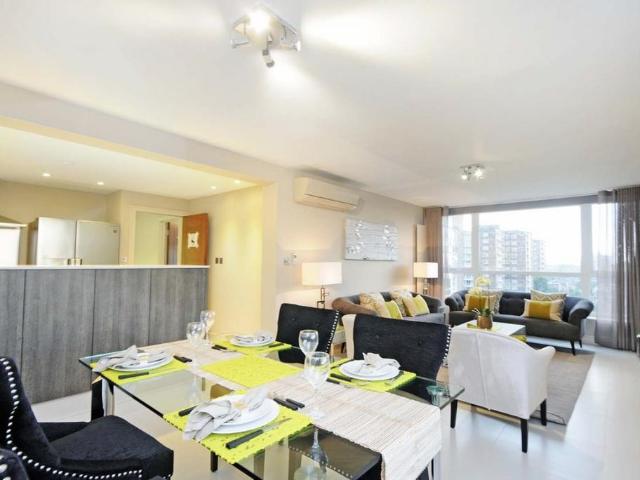 St. Johns Wood Park London NW8 3 bed flat to rent £5,633 pcm £1,300 pw