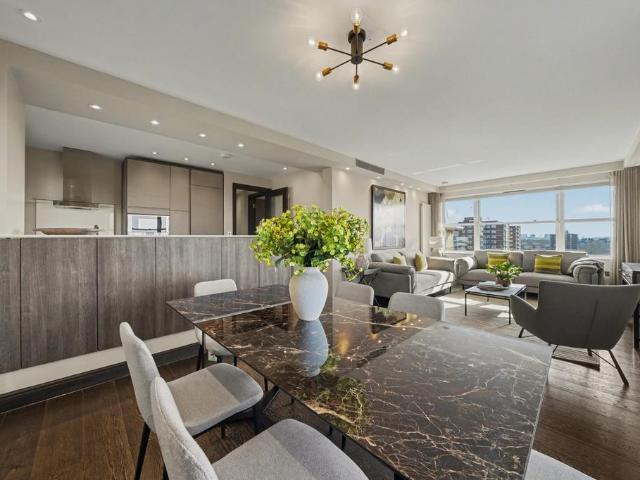 St Johns Wood Park, London NW8 3 bed flat to rent £5,850 pcm £1,350 pw