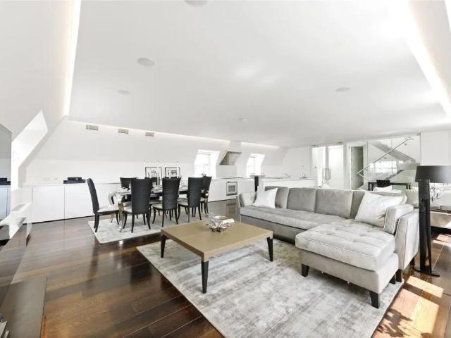 St Johns Wood Park, London NW8 3 bed penthouse to rent £11,375 pcm £2,625 pw