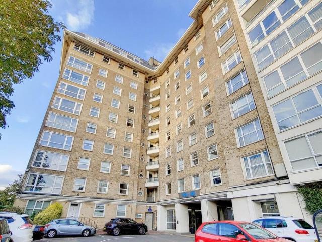 St Johns Wood Park, Maida Vale NW8, 3 bed flat to rent, £6,067 pcm | PrimeLocation