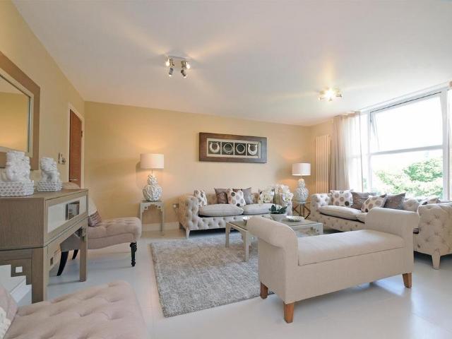 St. John's Wood Park, St. John's. 3 bed flat to rent £5,633 pcm £1,300 pw