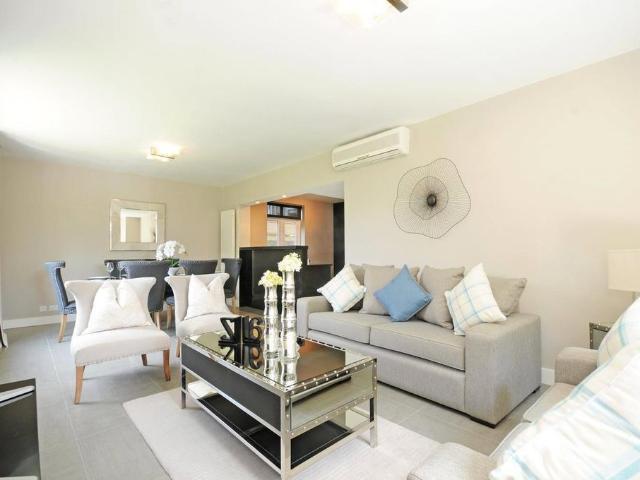 St. Johns Wood Park, St Johns Wood. 3 bed apartment to rent £5,633 pcm £1,300 pw
