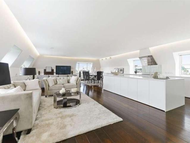 St Johns Wood Park, St Johns Wood, London, NW8