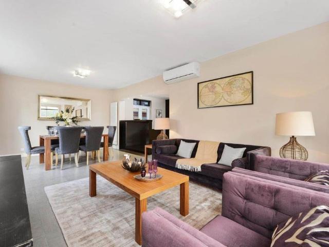 St. Johns Wood Park, St Johns Wood, NW8 6NL, London