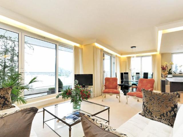 St. Johns Wood Road, London NW8 2 bed apartment to rent £5,633 pcm £1,300 pw