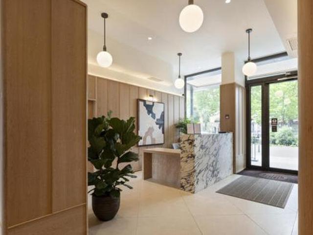 St. Johns Wood Road, London, 3 Bedroom Apartment