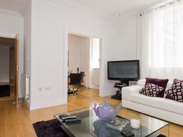 St. Johns Wood Road, St John's Wood, London NW8, 2 bed flat to rent, £5,633 pcm | PrimeLocation