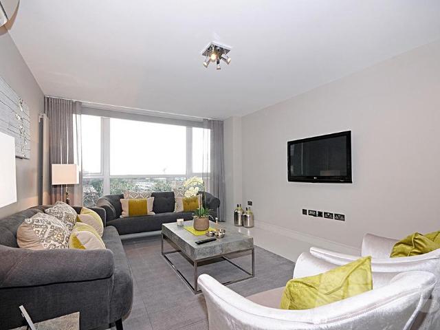 St John's Wodd Park, London NW8 3 bed apartment to rent £5,633 pcm £1,300 pw