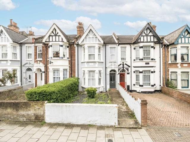 St. Johns Avenue, Willesden NW10, 5 bed property to rent, £4,000 pcm | PrimeLocation
