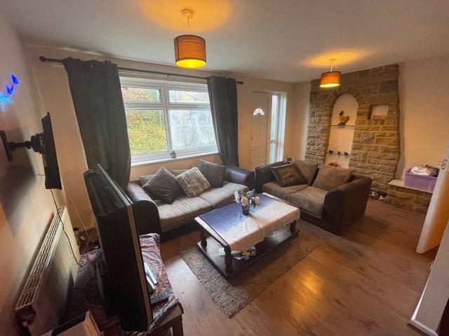 St. Johns Close, Leeds, West Yorkshire LS6, 3 bed terraced house to rent, £1,365 pcm | PrimeLocation