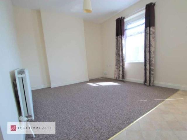 St Johns Crescent, Newport, NP10