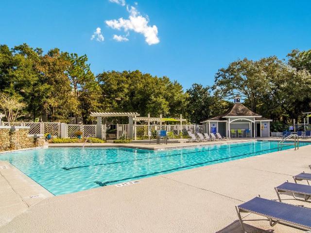 St. Johns Forest Apartments 3 Bedroom Apartment for Rent at 7925 Merrill Rd, Jacksonville, FL 32277 Arlington Hills