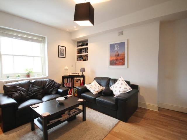 St Johns Grove, Archway, N19 2 bed flat to rent £2,145 pcm £495 pw