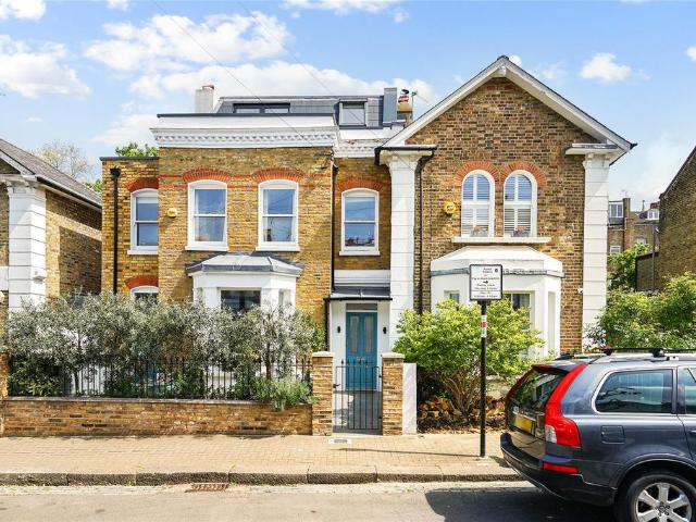 St. John's Hill Grove, London, SW11 5 bed semi detached house to rent £10,000 pcm £2,308 pw
