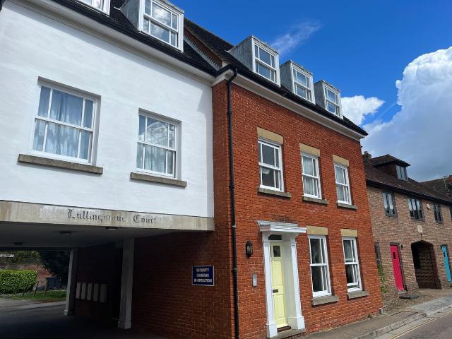 St. Johns Lane, Canterbury CT1, 1 bed flat to rent, £1,050 pcm | PrimeLocation