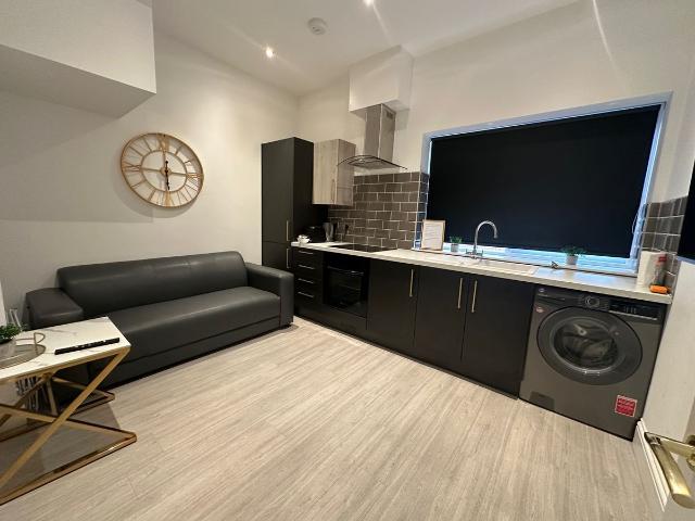 St. Johns North, Wakefield WF1, 1 bed flat to rent, £750 pcm | PrimeLocation
