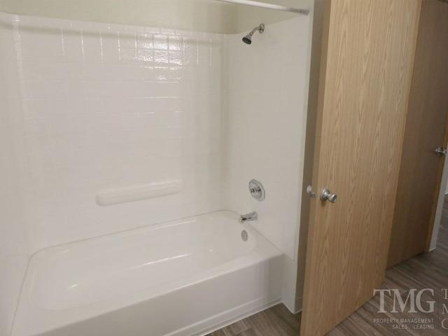 St. John's Park Apartments 2 Bedroom Apartment for Rent at 2610 R St, Vancouver, WA 98663 Rose Village