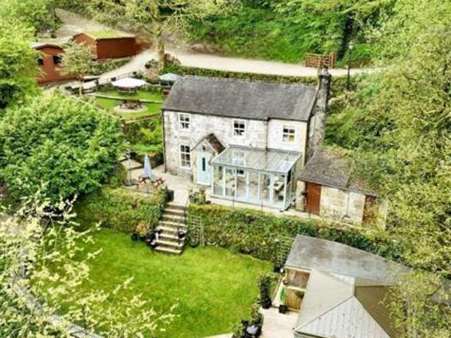 St. Johns Road, Matlock Bath, 3 Bedroom Cottage