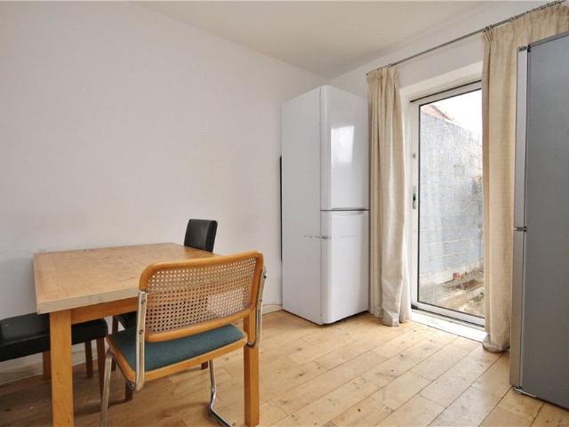 St. Johns Road, Guildford, Surrey, GU2 7UQ