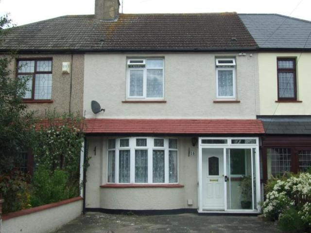 St Johns Road, Hadleigh 4 bed terraced house to rent £1,900 pcm £438 pw