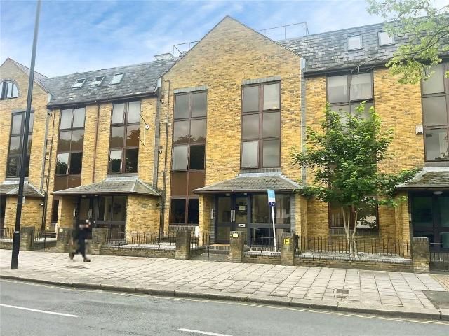 St. Johns Road, Isleworth TW7, Studio to rent, £1,350 pcm | PrimeLocation